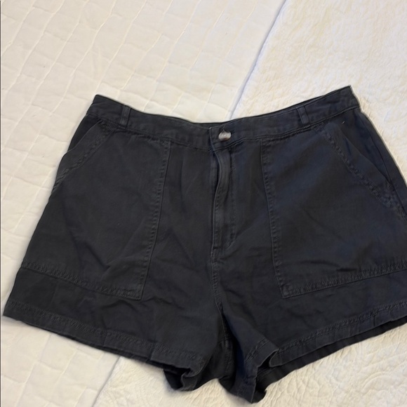 Universal Thread | Shorts | Universal Thread Black Cargo Shorts Matte Finish | Poshmark